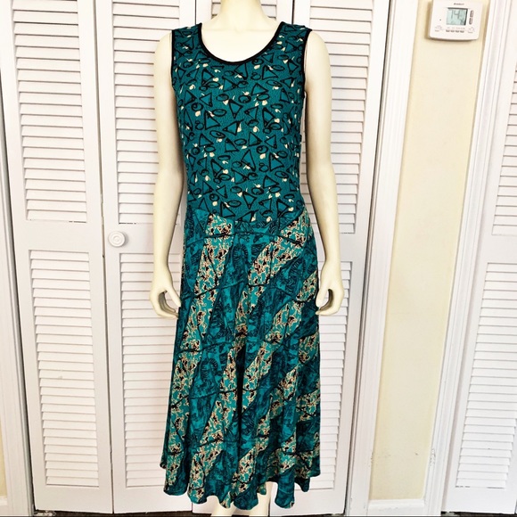 Vintage | Dresses | Vintage 9s Zebra Abstract Print Boho Green Dress ...